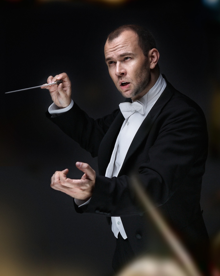 Multimedia, Péter Halász
